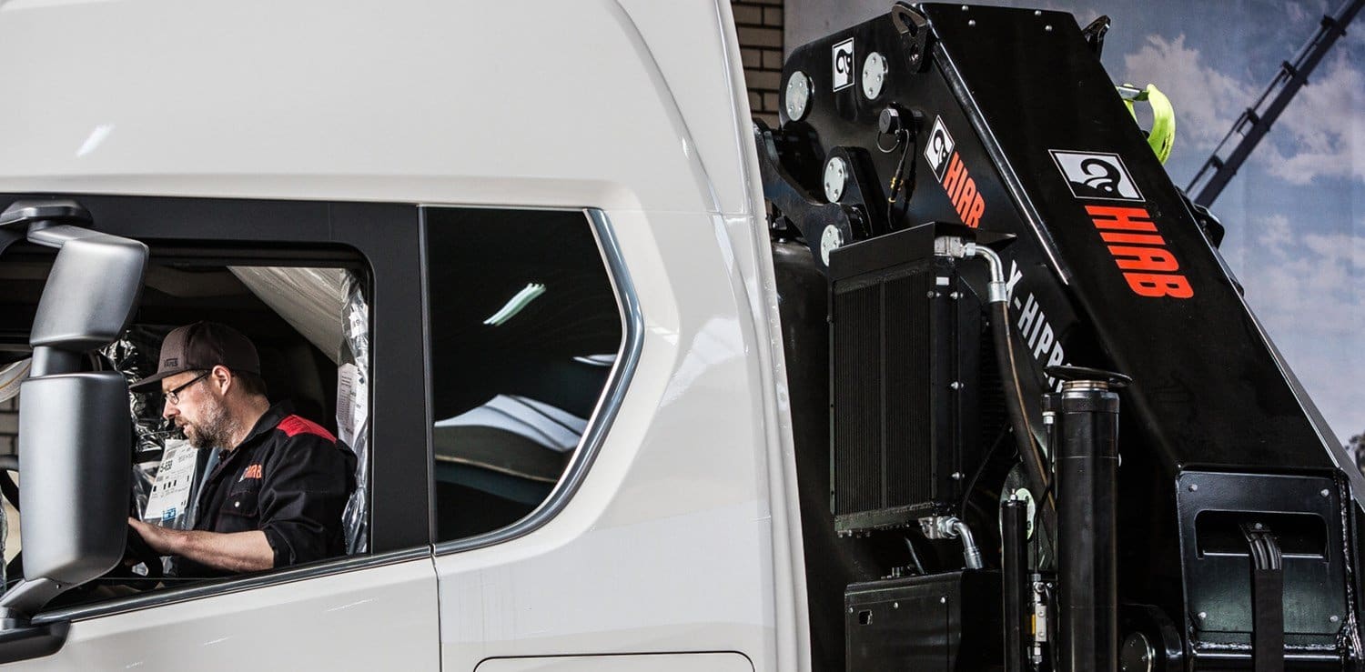 HIAB UK strengthens service support fleet with 12 new bespoke vans